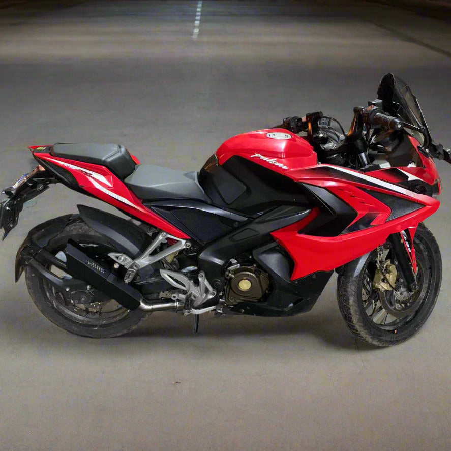 Rogue -Bajaj Pulsar NS / RS 200 with Decat Pipe – Barrel Exhaust